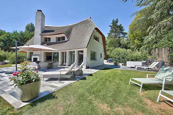 Saint-Nom-la-Bretèche : Maison 6 pièces à vendre
