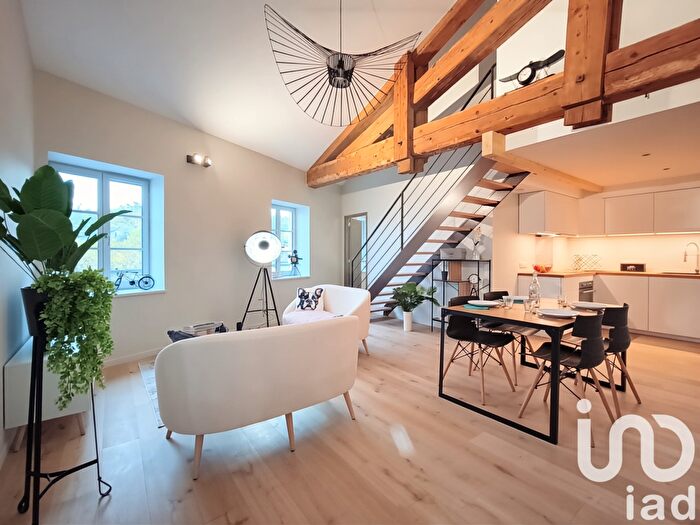 Appartement à vendre - Sain-Bel - 4 pièces - 3 chambres