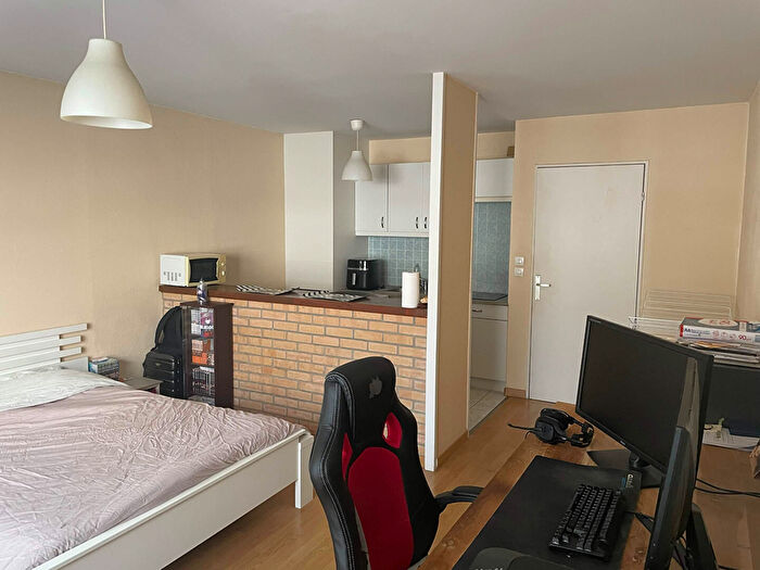 Reims, Barbâtre : Appartement 1 pièce à louer