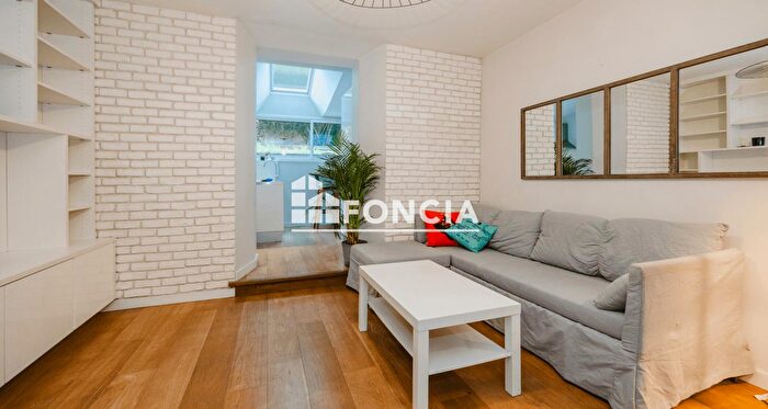 Appartement à vendre - Quartiers Nord-Ouest, Saint-Martin - 2 pièces - 1 chambre