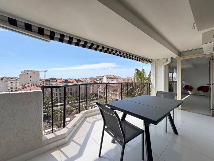 Appartement 4 pièces à Cannes, Centre-ville, à vendre