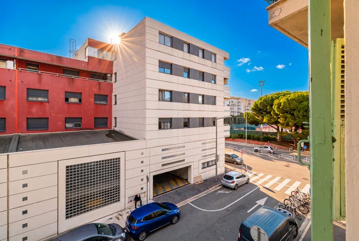 Appartement 4 pièces à Nice, Saint-Roch, à vendre