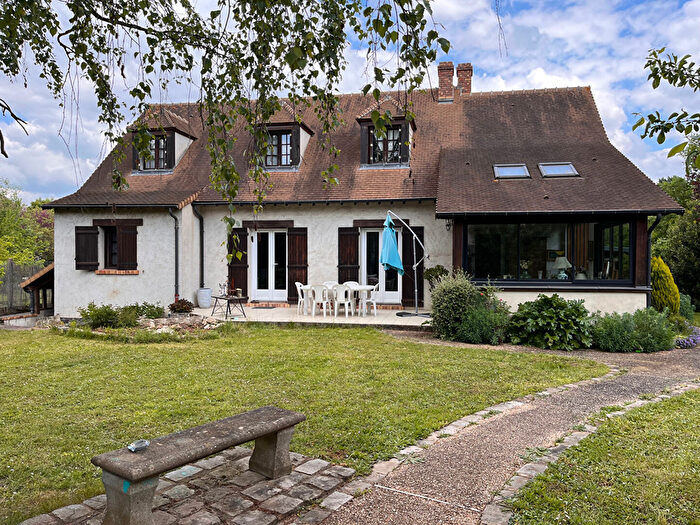 Maison à vendre - Vernouillet - 8 pièces - 5 chambres