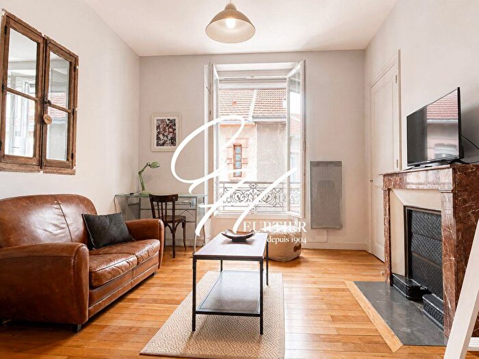Berriat-Ampere, Grenoble - Appartement 1 pièce à louer