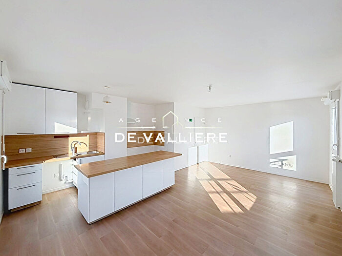 Appartement 3 pièces à louer à Nanterre, Chemin de l'île