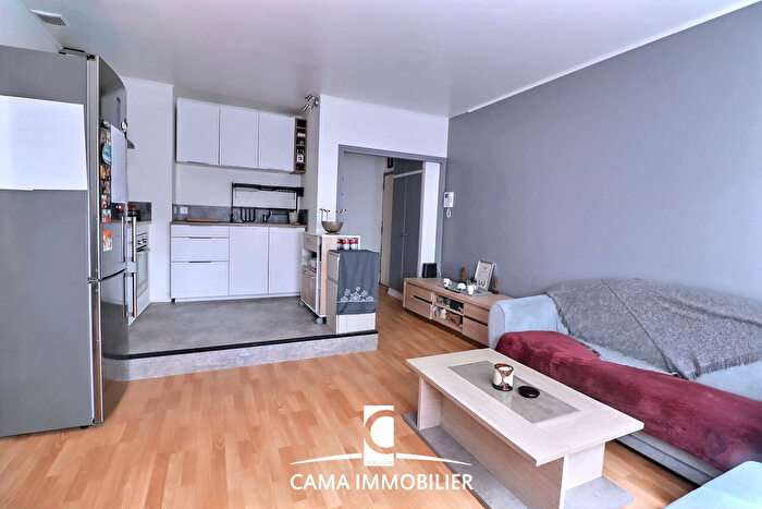 Fontenay-le-Fleury, Plaine : Appartement 2 pièces à vendre