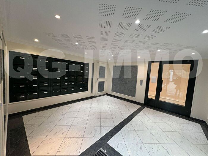 Appartement à louer - Chaumes-en-Brie - 2 pièces - 1 chambre