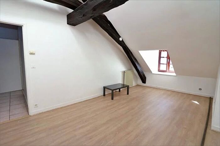 Appartement à louer - Nevers, République, Préfecture - 3 pièces - 2 chambres