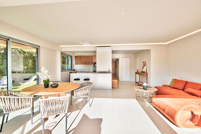 Appartement à vendre - Villefranche-sur-Mer - 3 pièces - 2 chambres