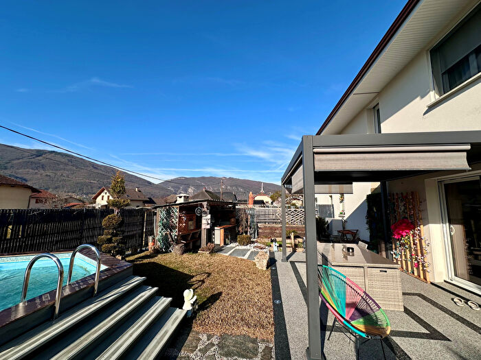 Maison à vendre - Vallières - 4 pièces - 3 chambres