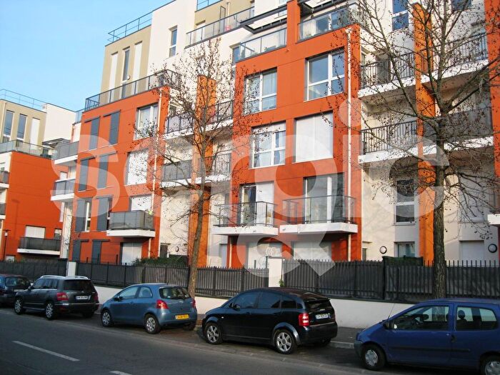 Appartement à louer - Argenteuil, Val Notre Dame - 1 pièce