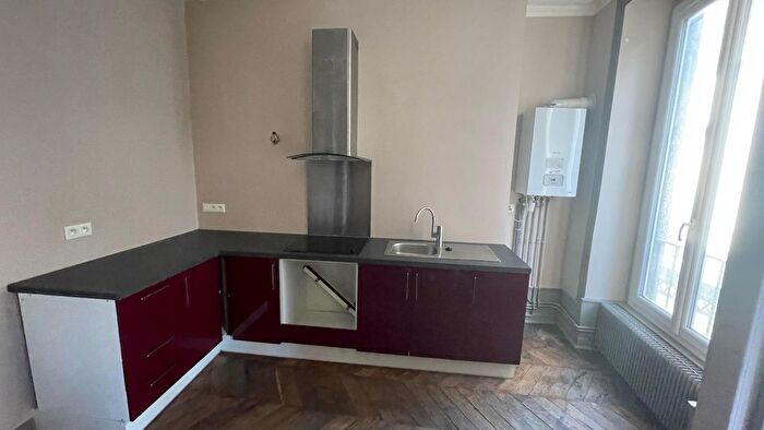 Clermont-Ferrand, Delille, Cathédrale, La Gare : Appartement 4 pièces à louer