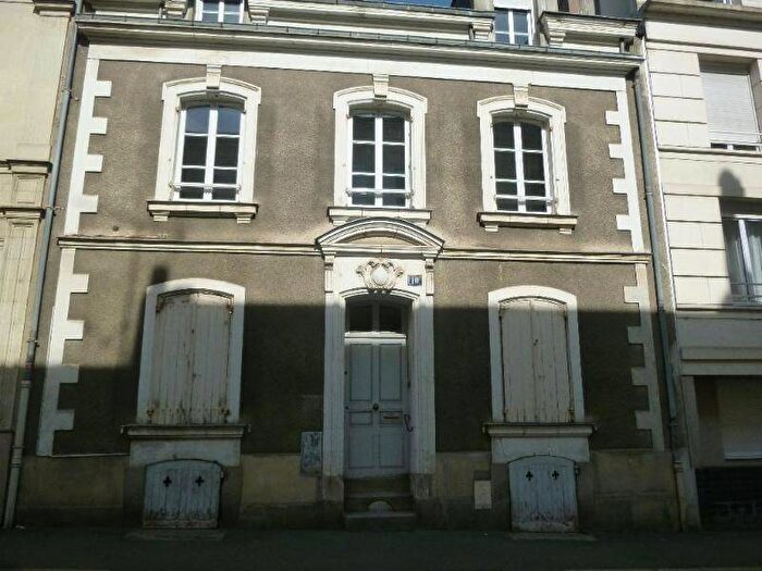 Centre, Angers : Appartement 3 pièces à louer