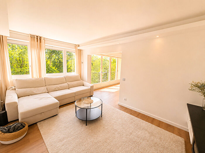Appartement 5 pièces à Verneuil-sur-Seine, La Garenne lEtang, Les Pâtures, à vendre