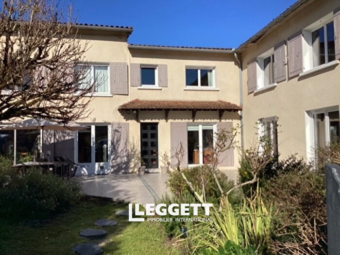 Maison à vendre - Chalais - 8 pièces - 5 chambres