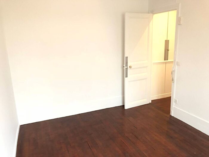 Appartement à louer - Vitry-sur-Seine - 2 pièces - 1 chambre