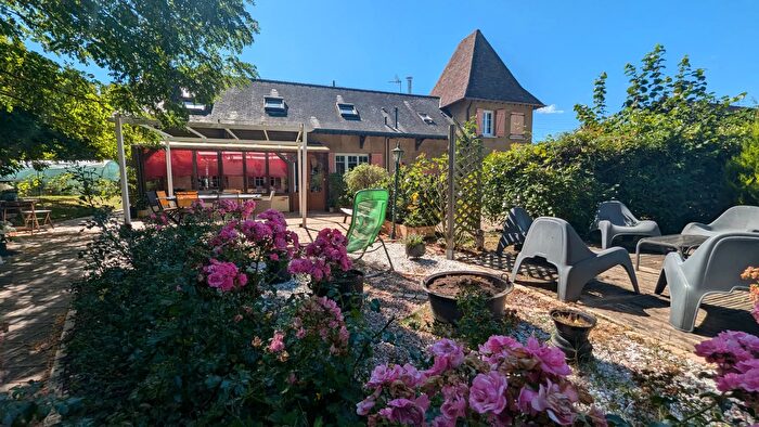 Maison à vendre - Aubigny-sur-Nère - 6 pièces - 4 chambres