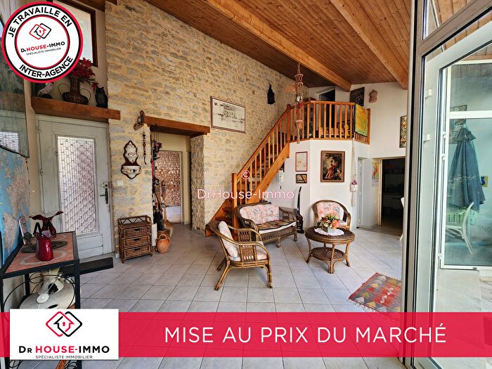 Maison à vendre - Pamproux - 5 pièces - 3 chambres