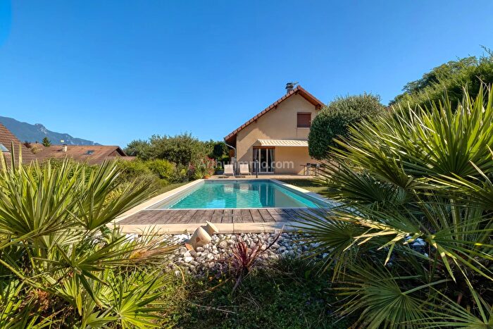 Maison à vendre - Voglans - 6 pièces - 4 chambres