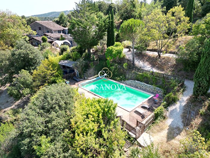 Maison à vendre - Clermont-lHérault - 11 pièces - 7 chambres