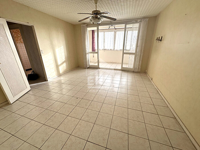 Appartement à vendre - Montereau-Fault-Yonne, Ville haute - 4 pièces - 3 chambres