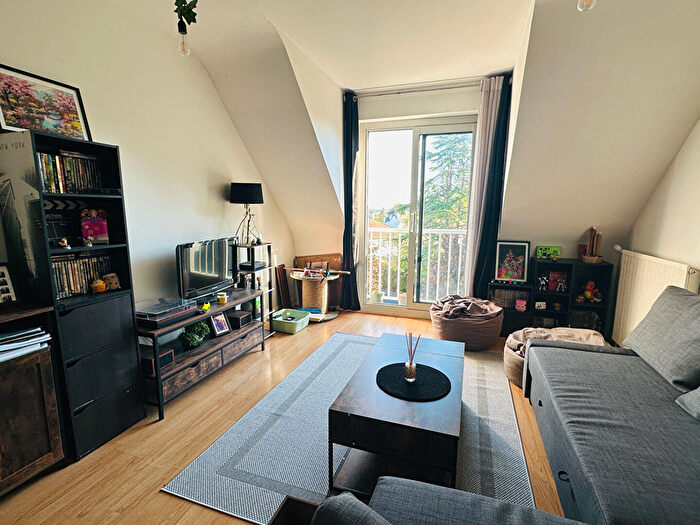 La Chaussée-Saint-Victor : Appartement 2 pièces à vendre