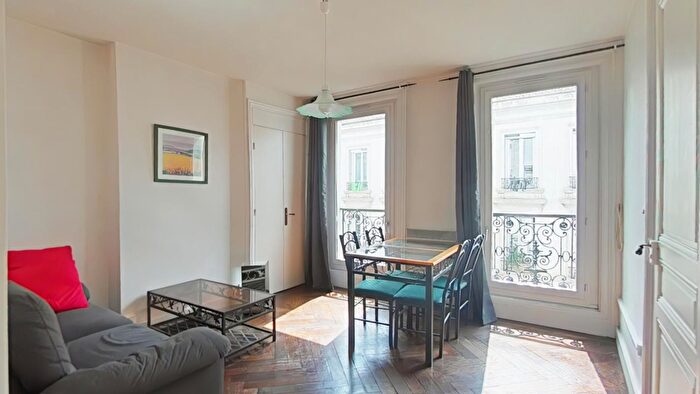 Appartement à louer - Saint-Étienne, Centre-ville, Peuple, Chavanelle - 2 pièces - 1 chambre