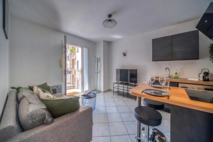 Grenoble, La Capuche, Grands Boulevards : Appartement 2 pièces à louer