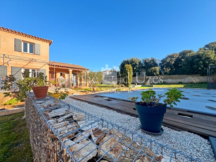 Maison à vendre - Uzès - 5 pièces - 3 chambres