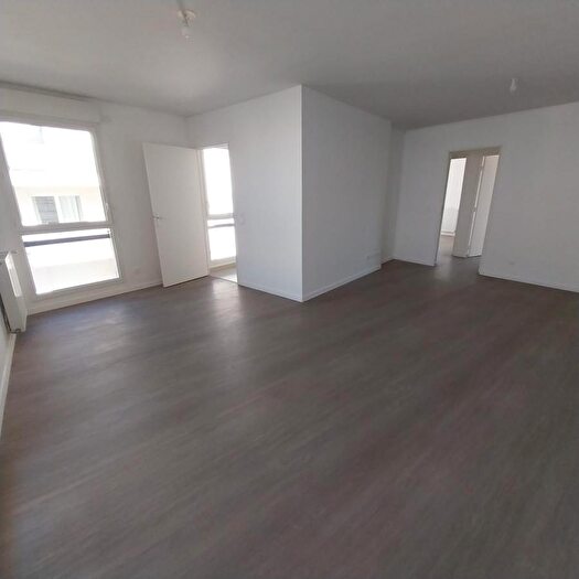 Appartement 4 pièces à vendre - Saint-Thibault-des-Vignes