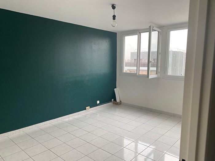 Appartement à louer - Champigny-sur-Marne, Le Plateau - 3 pièces - 2 chambres