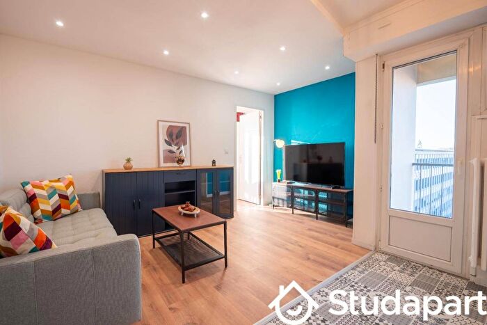 Appartement à louer - Sablon, Metz - 1 pièce - 1 chambre