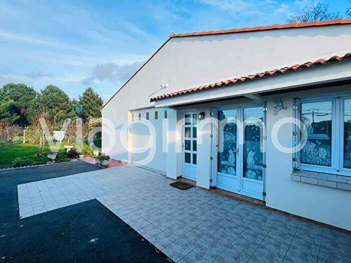 Maison à vendre - Vairé - 4 pièces - 2 chambres