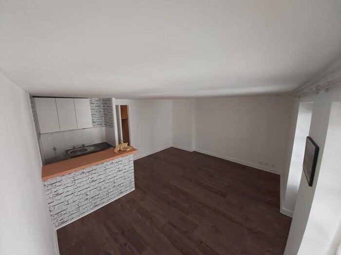 Appartement 1 pièce à louer - Fontainebleau, Centre-ville