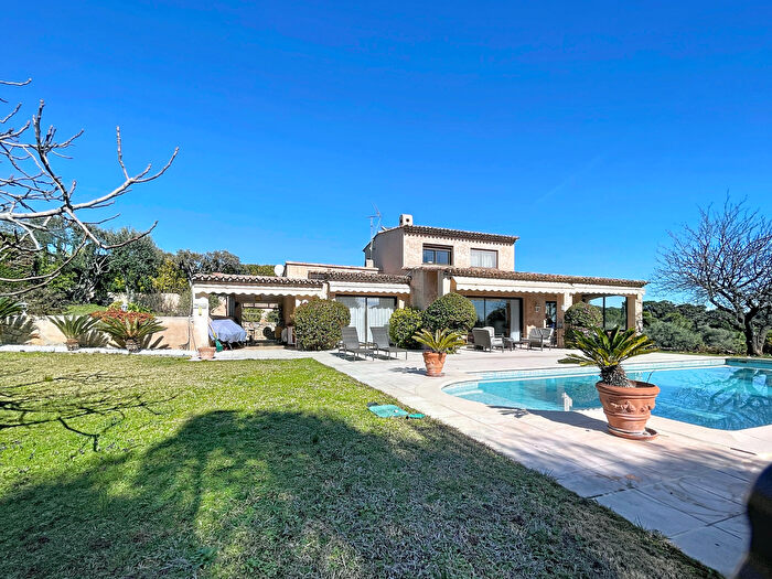 Maison à vendre - Antibes, Rabiac, Carriat, Les Semboules, Les Brusquets - 7 pièces - 5 chambres