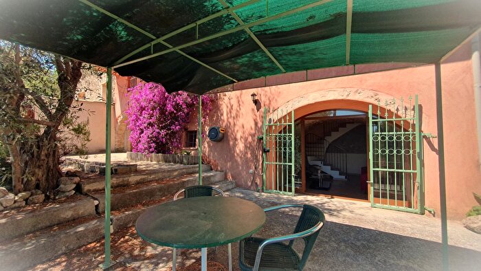 Maison 7 pièces à vendre à Castagniers
