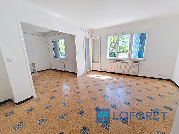 Appartement à louer - La Valette-du-Var, Centre-ville - 3 pièces - 1 chambre