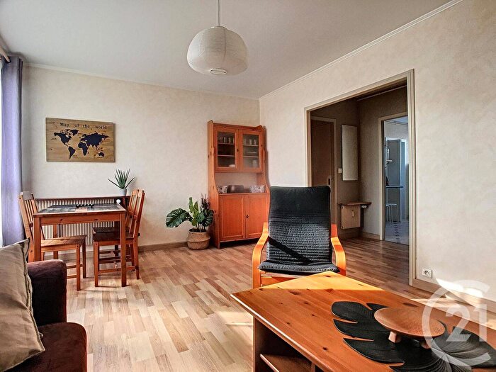 Appartement 1 pièce à Compiègne, à louer