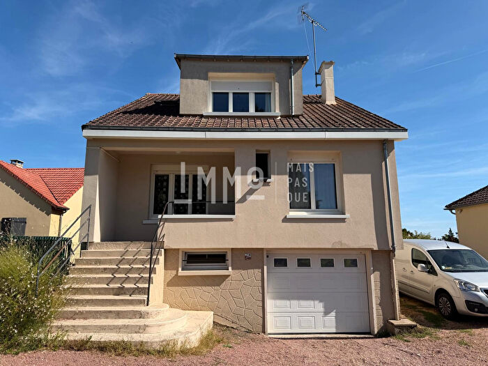Aubigné-Racan : Maison 8 pièces à vendre