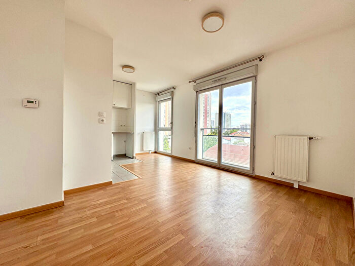 Appartement 2 pièces à vendre à Pantin, Quatre Chemins Nord