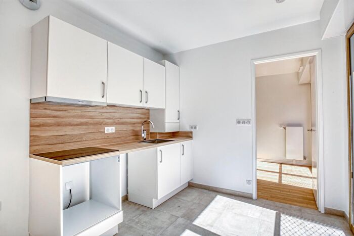 Appartement à louer - Versailles, Montreuil - 3 pièces - 2 chambres