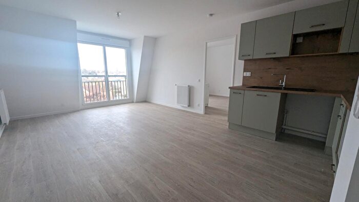 Appartement à louer - Pontoise, Saint-Martin - 2 pièces - 1 chambre