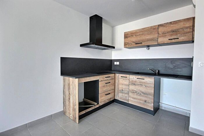 Appartement à louer - Zone dActivité, Istres - 2 pièces - 1 chambre