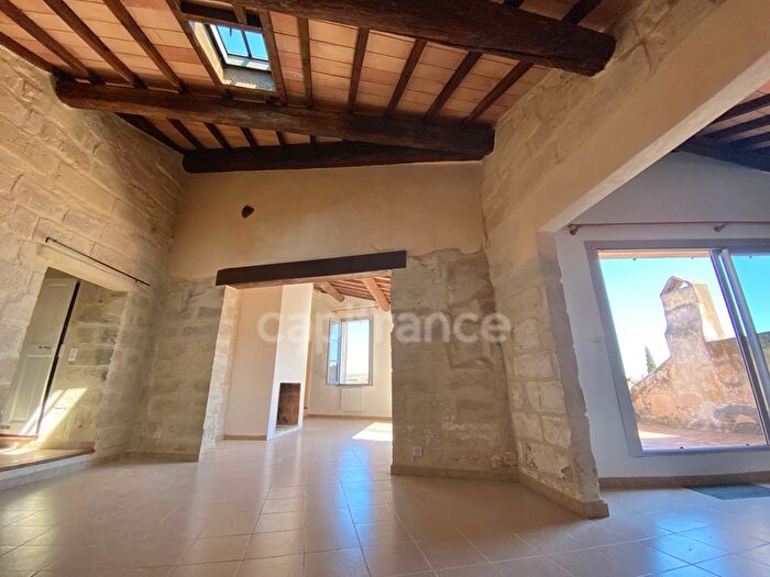 Appartement à vendre - Uzès - 6 pièces - 2 chambres