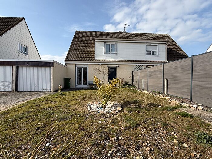 Maison à vendre - Le Neubourg - 5 pièces - 3 chambres