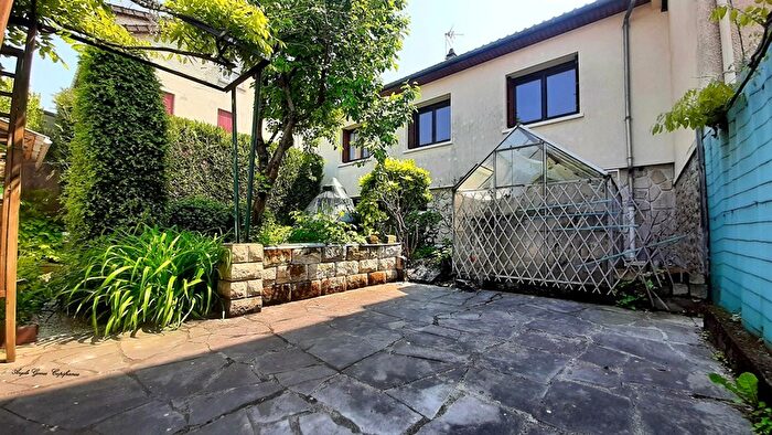 Maison à vendre - Champigny-sur-Marne, Coeuilly Village Parisien - 5 pièces - 4 chambres