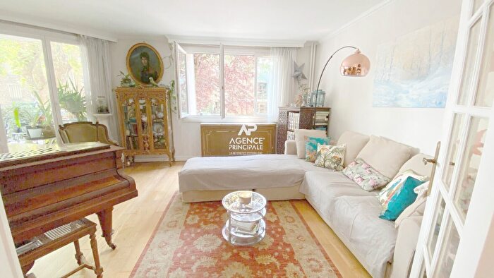 Viroflay, Haras - Appartement 5 pièces à vendre