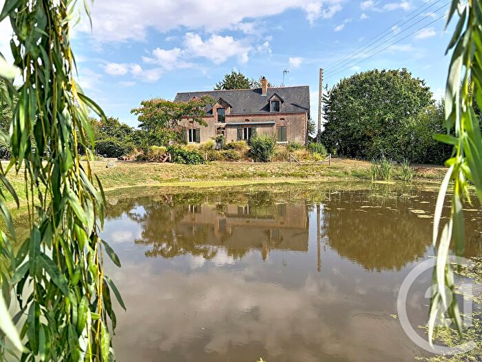 Maison 6 pièces à vendre à Quelaines-Saint-Gault