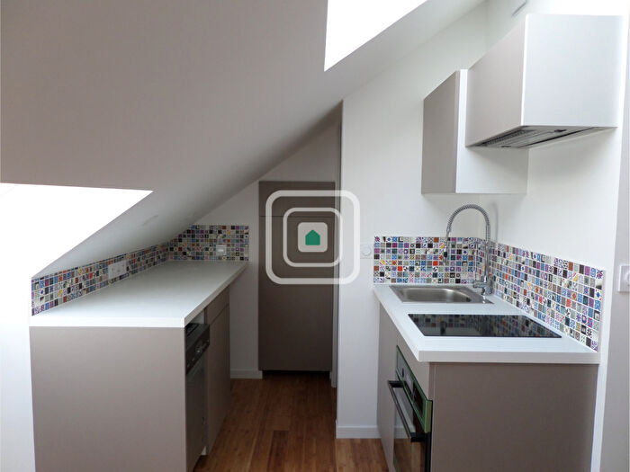 Appartement à louer - Reims, Centre-ville - 2 pièces - 1 chambre