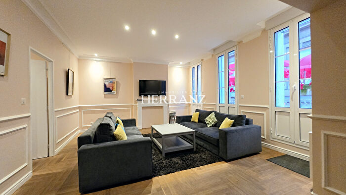 Appartement à vendre - Libourne, Centre-ville, Bastide, Gare - 4 pièces - 3 chambres